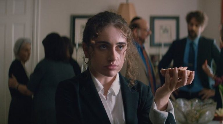 Shiva Baby Review - We Should All Be Kvelling Over Shiva Baby